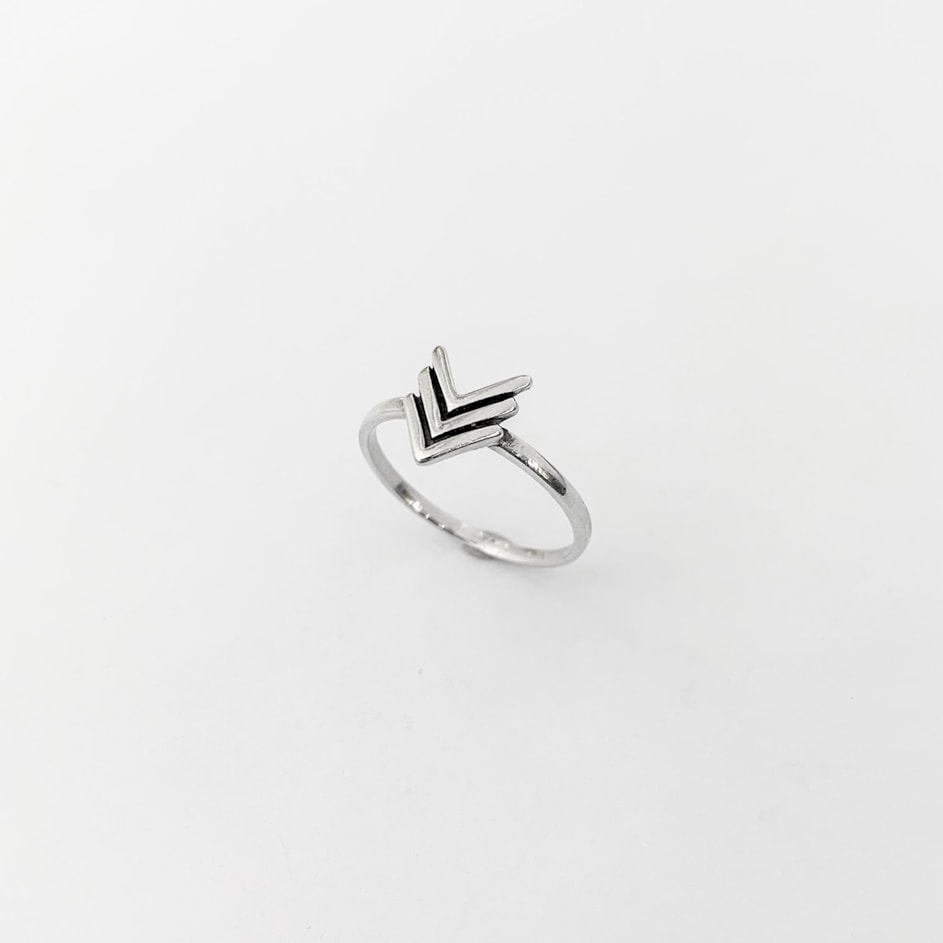 Anel Tripla Seta | La Plata Joias